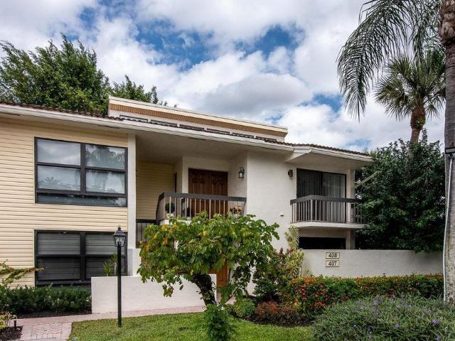 Luxury apartment complex for sale in Boca Raton, United States