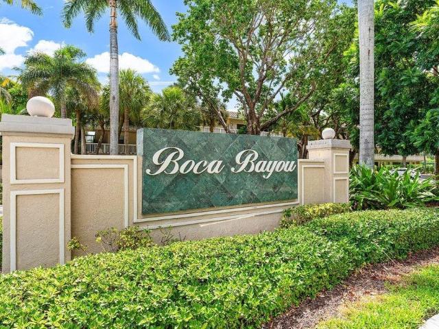 Luxury apartment complex for sale in Boca Raton, United States