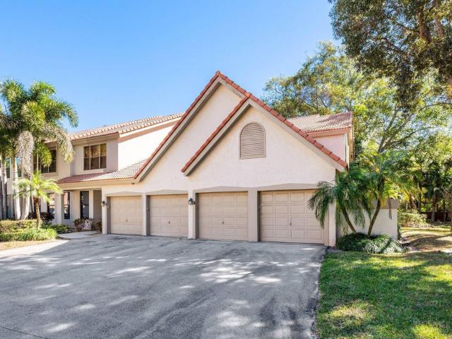 Luxury apartment complex for sale in Boca Raton, United States