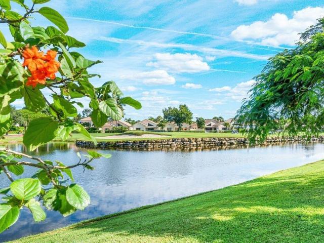 Luxury apartment complex for sale in Boca Raton, United States