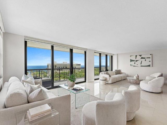 Luxury apartment complex for sale in Boca Raton, United States