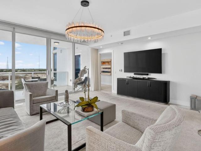 Luxury apartment complex for sale in Boca Raton, United States