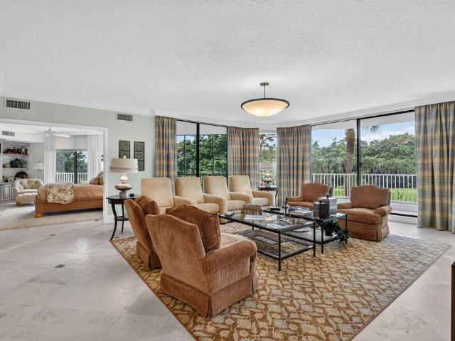 Luxury apartment complex for sale in Boca Raton, United States