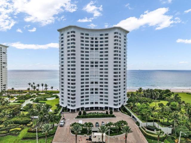 Luxury apartment complex for sale in Boca Raton, United States