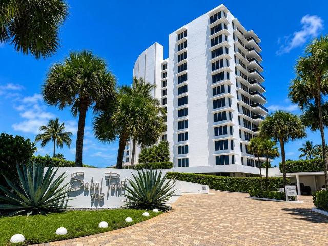 Luxury apartment complex for sale in Boca Raton, United States