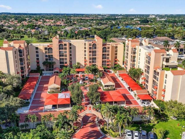 Luxury apartment complex for sale in Boca Raton, United States