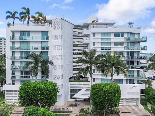 Luxury apartment complex for sale in Bay Harbor Islands, United States