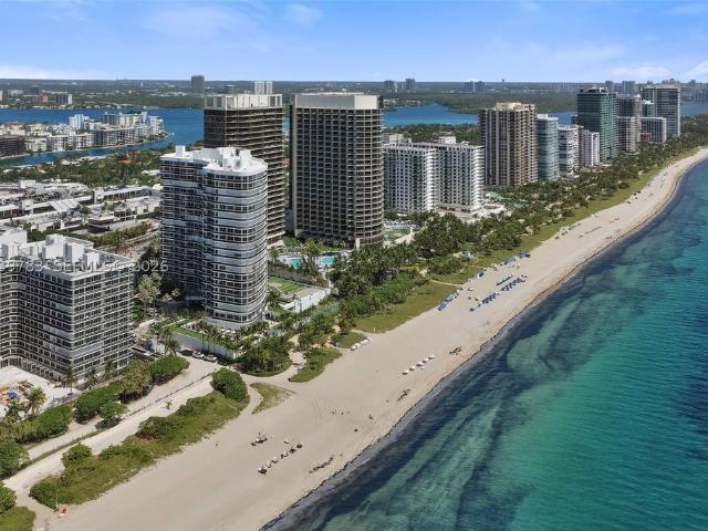 Luxury apartment complex for sale in Bal Harbour, United States