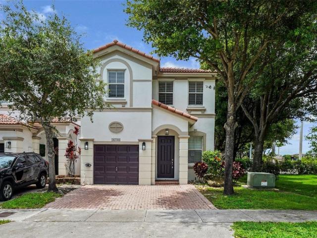Luxury apartment complex for sale in Doral, Florida