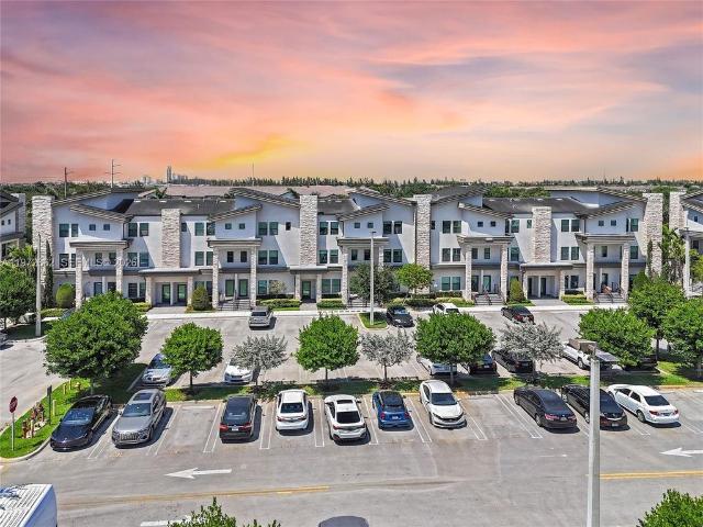 Luxury apartment complex for sale in Doral, Florida