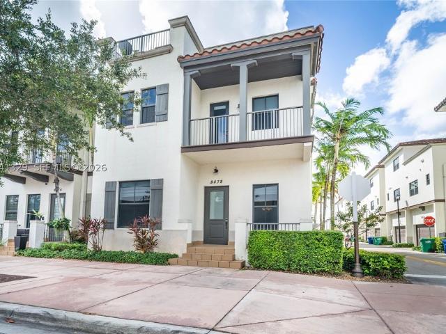 Luxury apartment complex for sale in Doral, United States