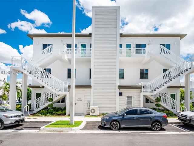 Luxury apartment complex for sale in Doral, United States