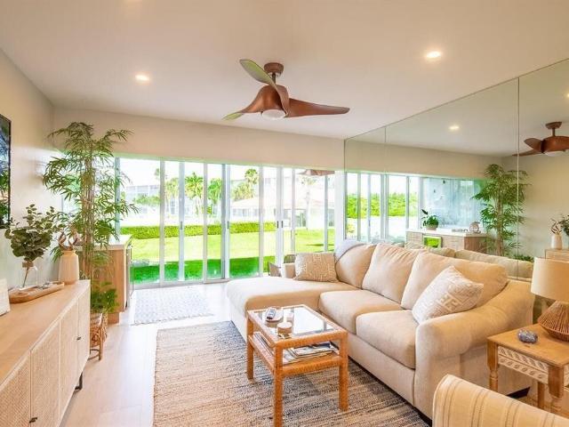 Luxury apartment complex for sale in Deerfield Beach, United States