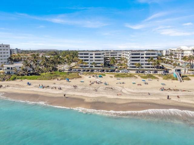 Luxury apartment complex for sale in Deerfield Beach, United States