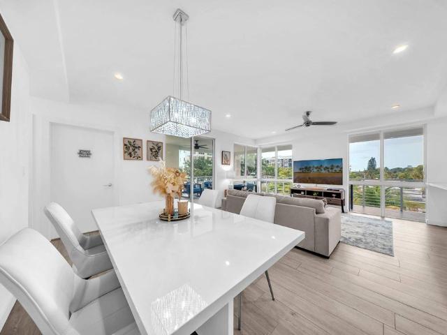 Luxury apartment complex for sale in Deerfield Beach, United States