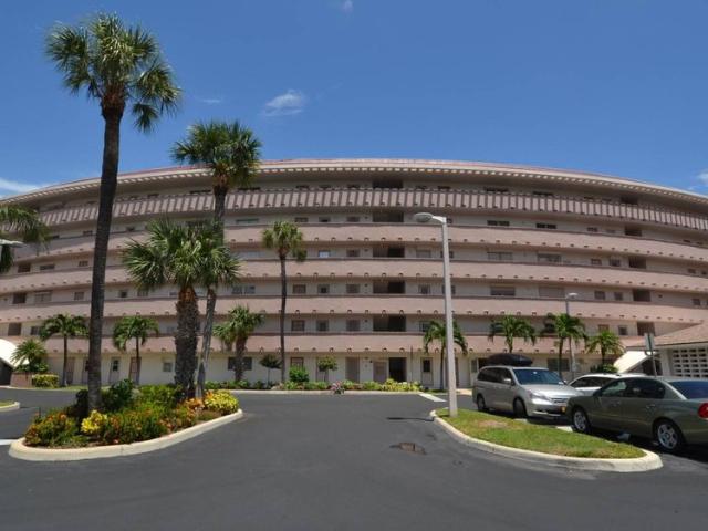 Luxury apartment complex for sale in Deerfield Beach, United States