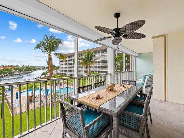 Luxury apartment complex for sale in Deerfield Beach, United States