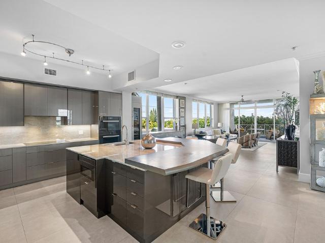 Luxury apartment complex for sale in Deerfield Beach, United States