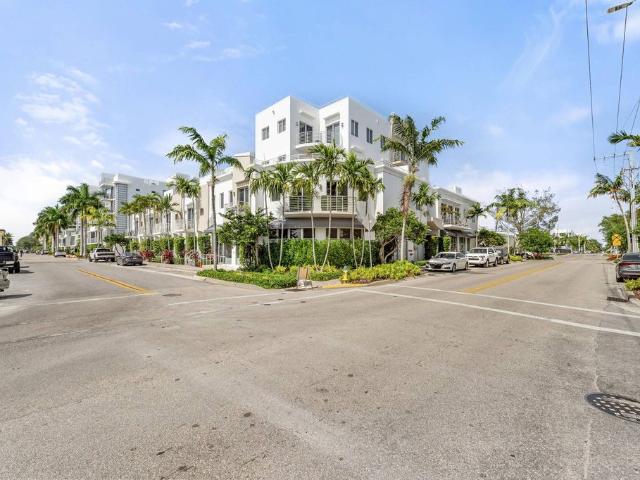 Luxury apartment complex for sale in Delray Beach, United States