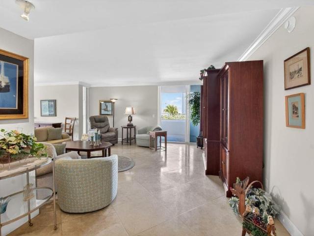 Luxury apartment complex for sale in Delray Beach, United States