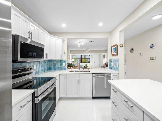 Luxury apartment complex for sale in Delray Beach, United States
