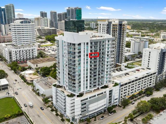 Luxury apartment complex for sale in Fort Lauderdale, Florida