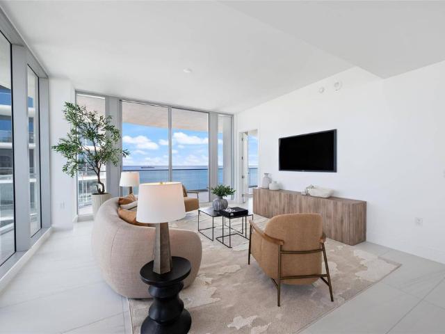 Luxury apartment complex for sale in Fort Lauderdale, Florida