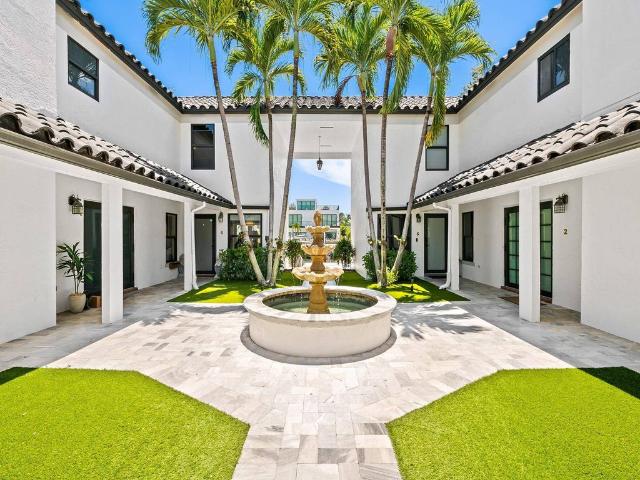Luxury apartment complex for sale in Fort Lauderdale, Florida