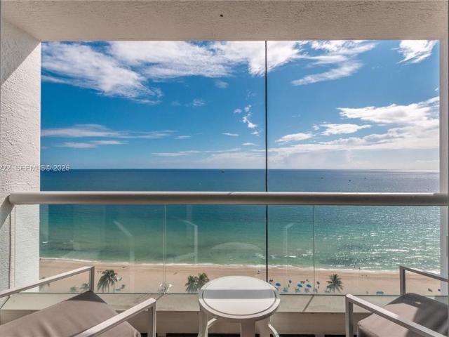 Luxury apartment complex for sale in Fort Lauderdale, Florida