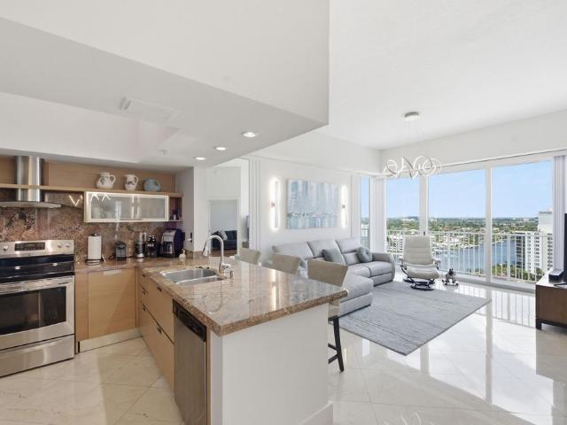 Luxury apartment complex for sale in Fort Lauderdale, Florida