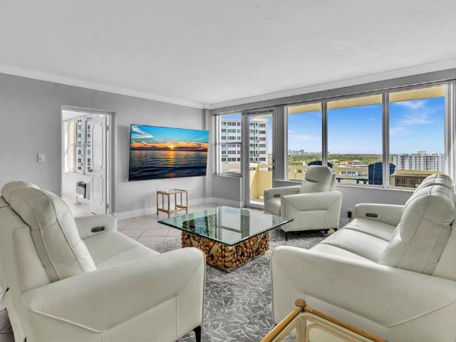 Luxury apartment complex for sale in Fort Lauderdale, Florida