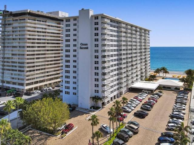 Luxury apartment complex for sale in Fort Lauderdale, Florida