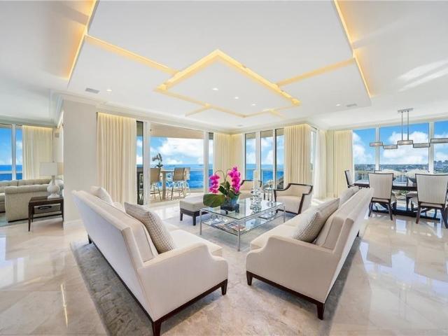 Luxury apartment complex for sale in Fort Lauderdale, Florida