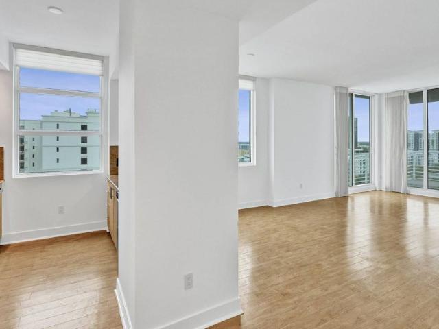 Luxury apartment complex for sale in Fort Lauderdale, Florida