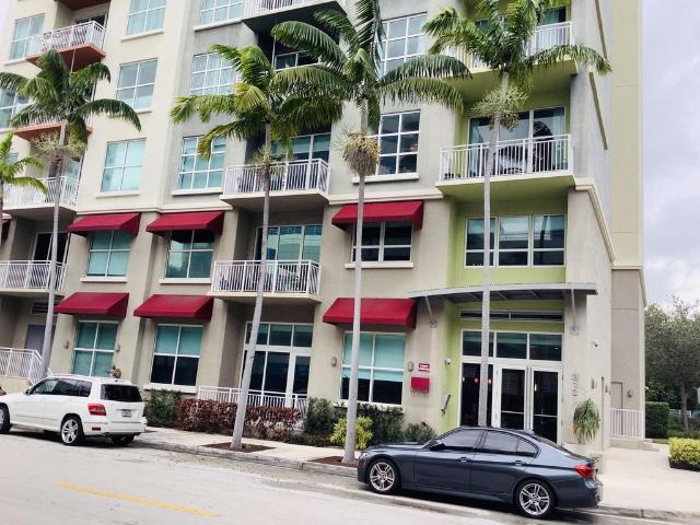Luxury apartment complex for sale in Fort Lauderdale, Florida