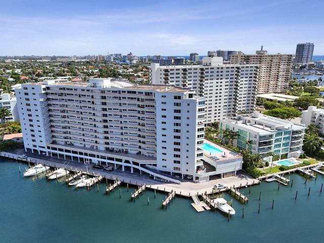 Luxury apartment complex for sale in Fort Lauderdale, Florida