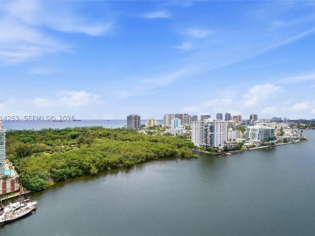 Luxury apartment complex for sale in Fort Lauderdale, Florida