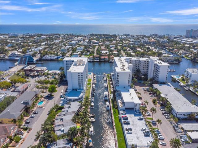 Luxury apartment complex for sale in Fort Lauderdale, Florida