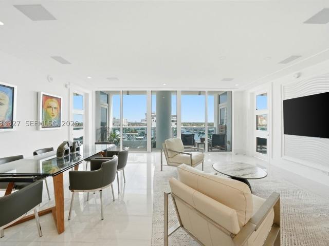 Luxury apartment complex for sale in Fort Lauderdale, Florida