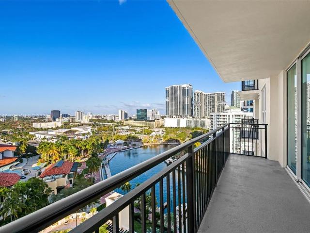 Luxury apartment complex for sale in Fort Lauderdale, Florida