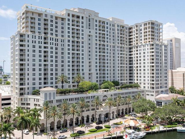 Luxury apartment complex for sale in Fort Lauderdale, Florida