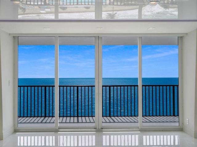 Luxury apartment complex for sale in Fort Lauderdale, Florida