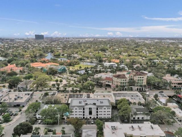 Luxury apartment complex for sale in Fort Lauderdale, Florida