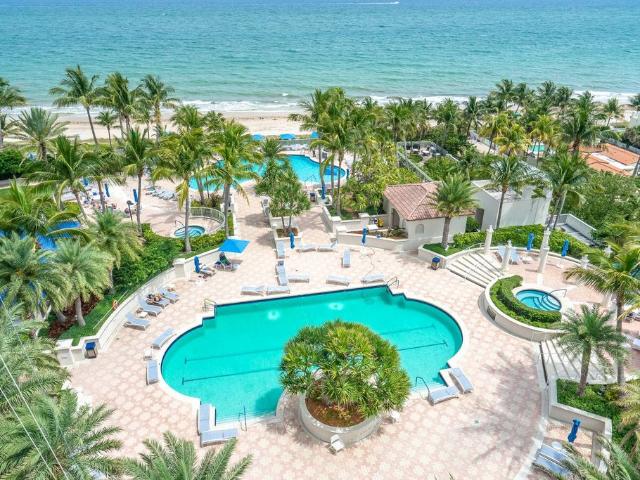 Luxury apartment complex for sale in Fort Lauderdale, Florida