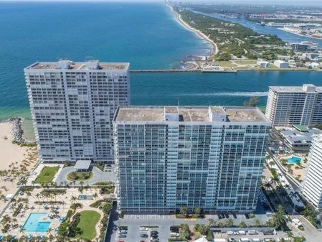 Luxury apartment complex for sale in Fort Lauderdale, Florida