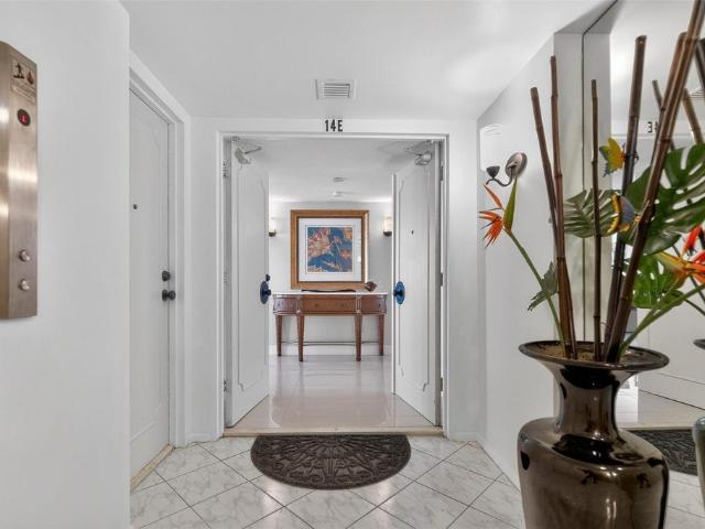 Luxury apartment complex for sale in Fort Lauderdale, Florida