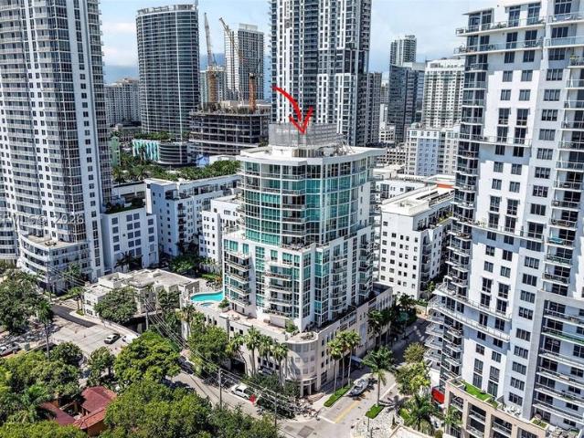 Luxury apartment complex for sale in Fort Lauderdale, Florida