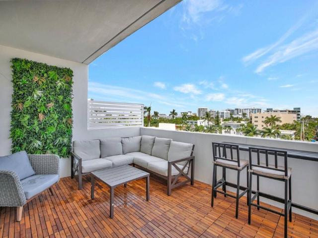 Luxury apartment complex for sale in Fort Lauderdale, Florida
