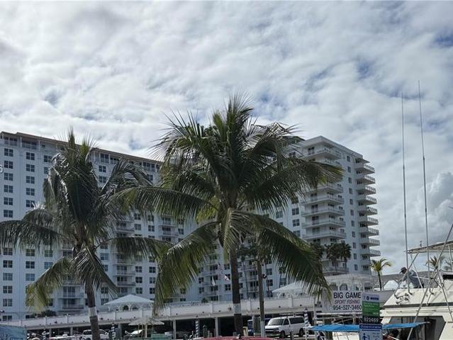 Luxury apartment complex for sale in Fort Lauderdale, Florida
