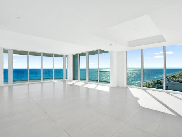 Luxury apartment complex for sale in Fort Lauderdale, Florida